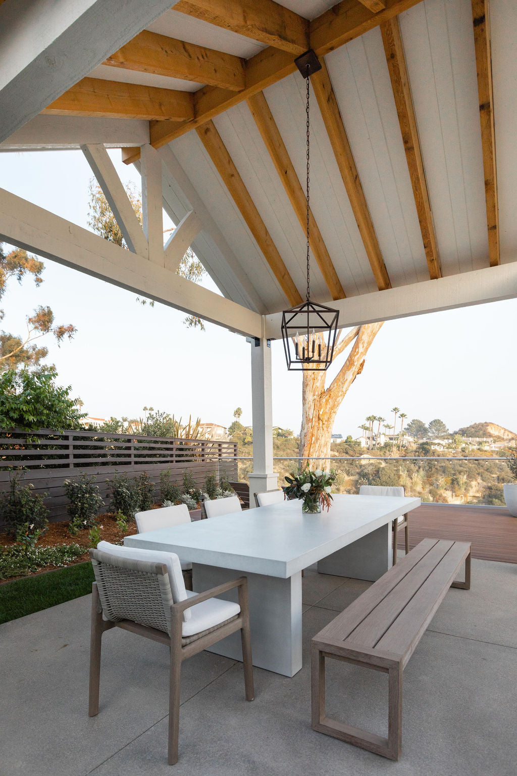 Bluffs Dining Table – Concrete Wave Design